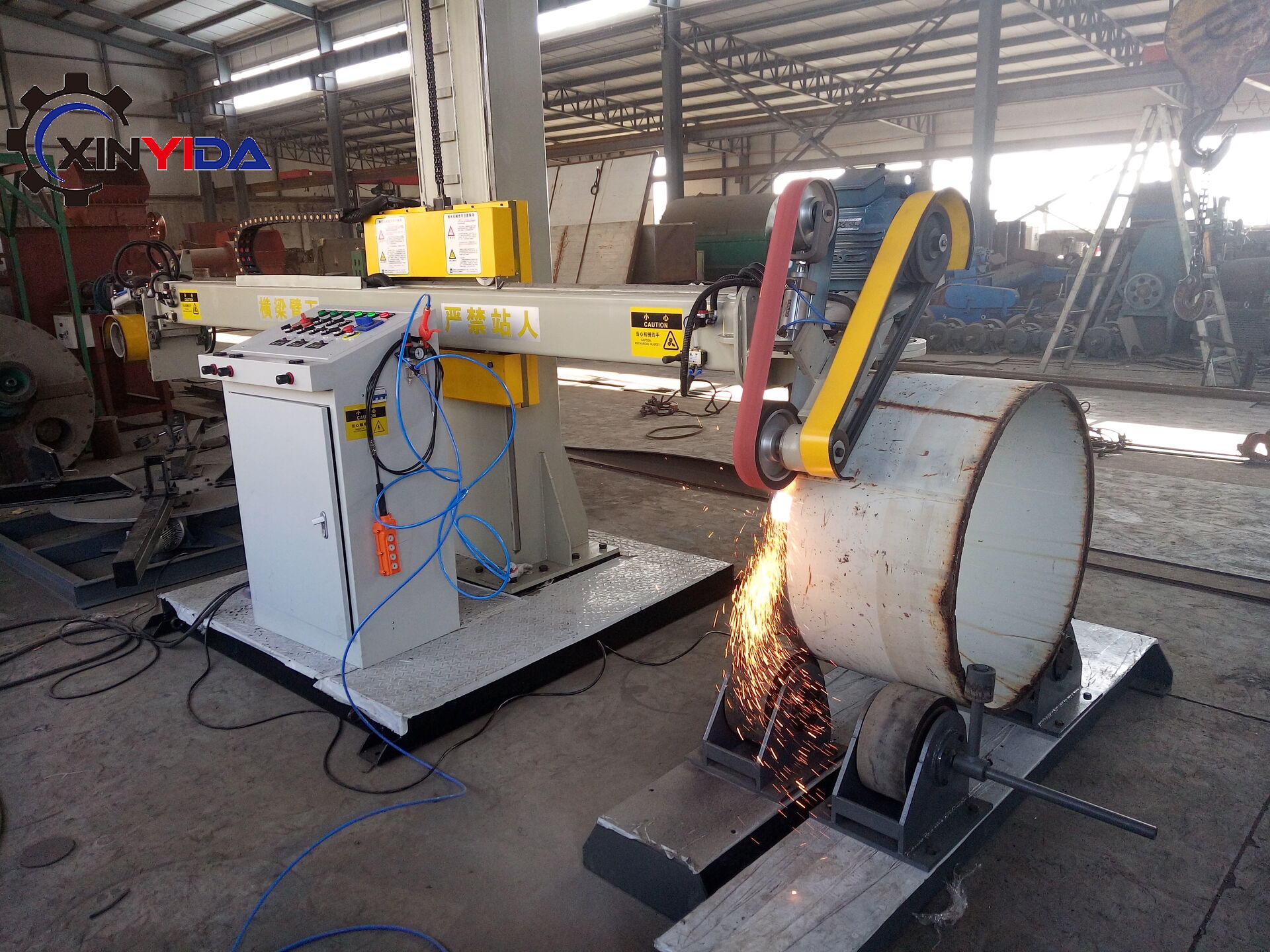 Xinyida Polishing machine for metal tank - Products