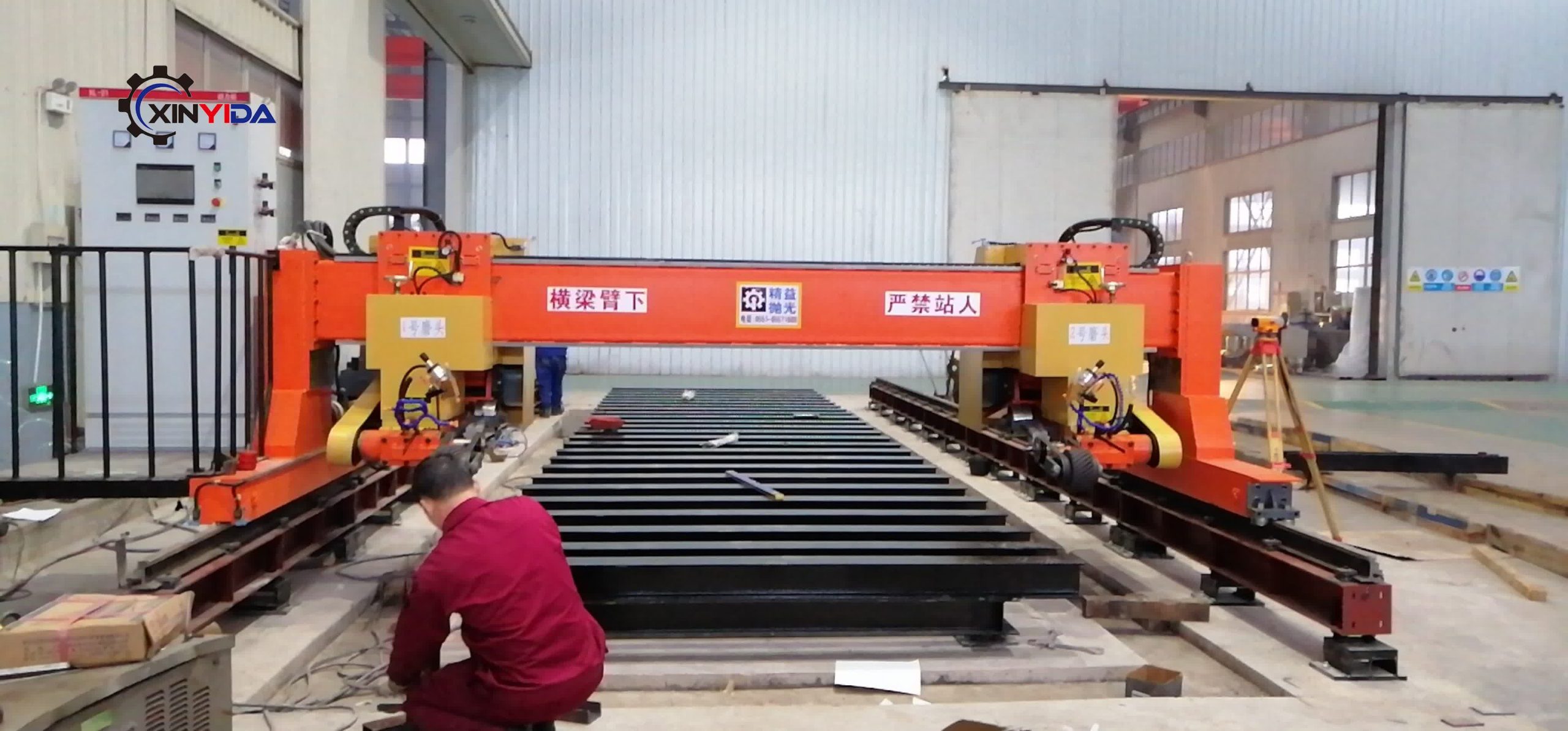 Stainless Steel Flat Plate Polishing Machine with CNC System - Xinyida